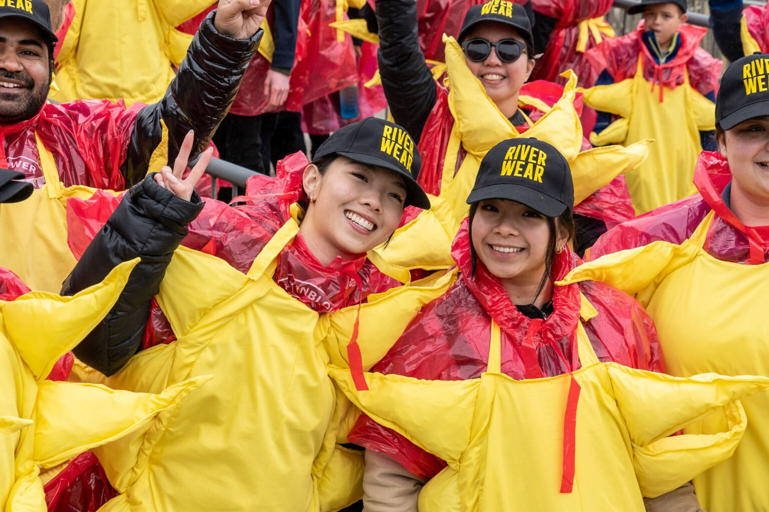 Niagara Falls in Autumn (Visiting in September, October & November ...