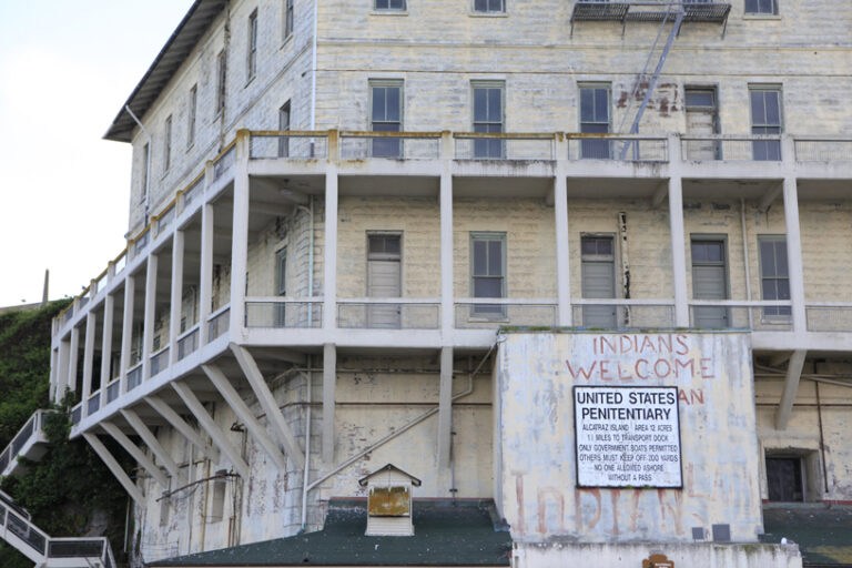 Celebra el 50 aniversario de la apertura de Alcatraz como parque ...