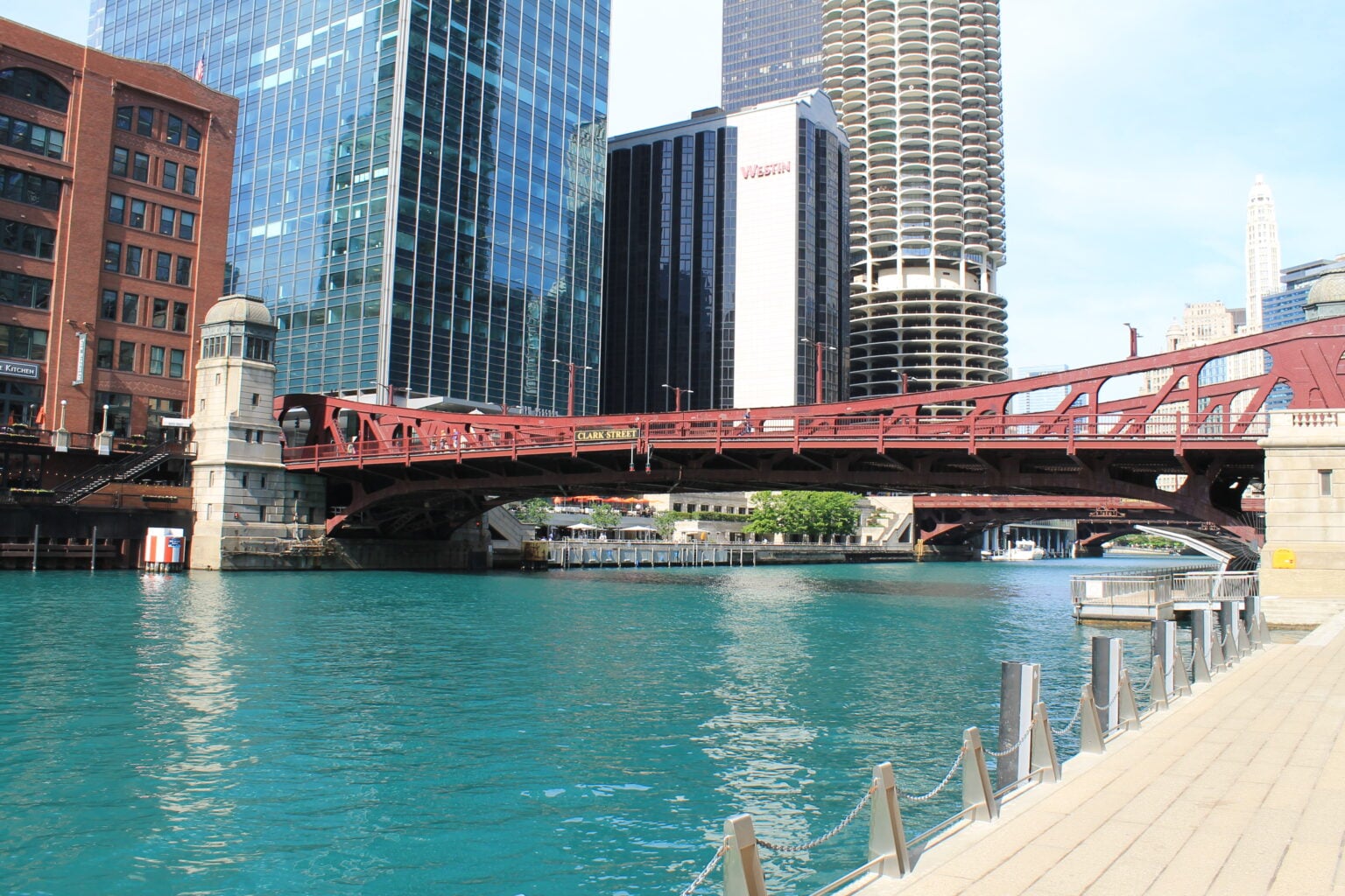 Top Things to Do Along the Chicago Riverwalk