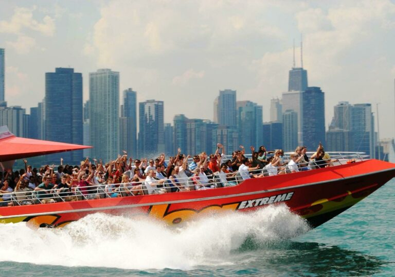 Seadog Cruises in Chicago - Exciting Speedboat Tours with City Cruises